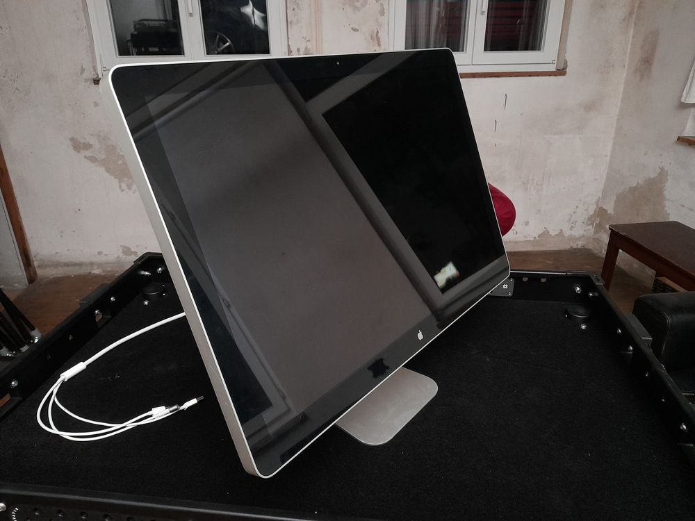 Apple LED Cinema Display A1267 (Gebraucht) in Lütisburg Station für CHF ...