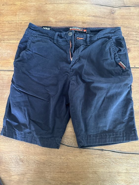 Superdry kurze Hose 30W slim (Gebraucht) in Mauren für CHF 23 – mit Lieferung auf Ricardo kaufen