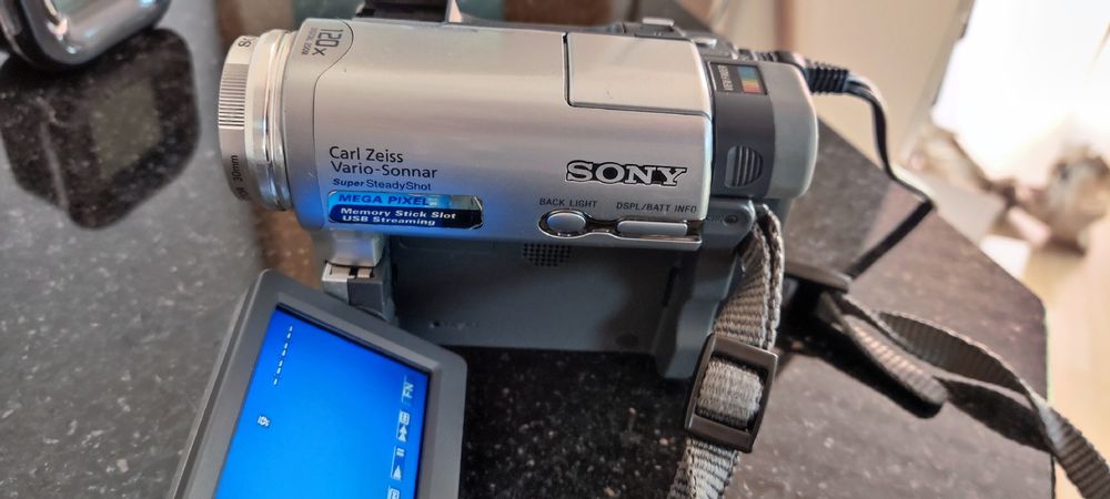 SONY DCR-TRV33E MINI DV HANDYCAM | Kaufen auf Ricardo