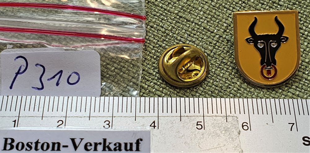 P310 - Pin Schweiz Kanton Wappen Kantonswappen - Uri (Gebraucht) in Reinach BL für CHF 1.5 – mit ...