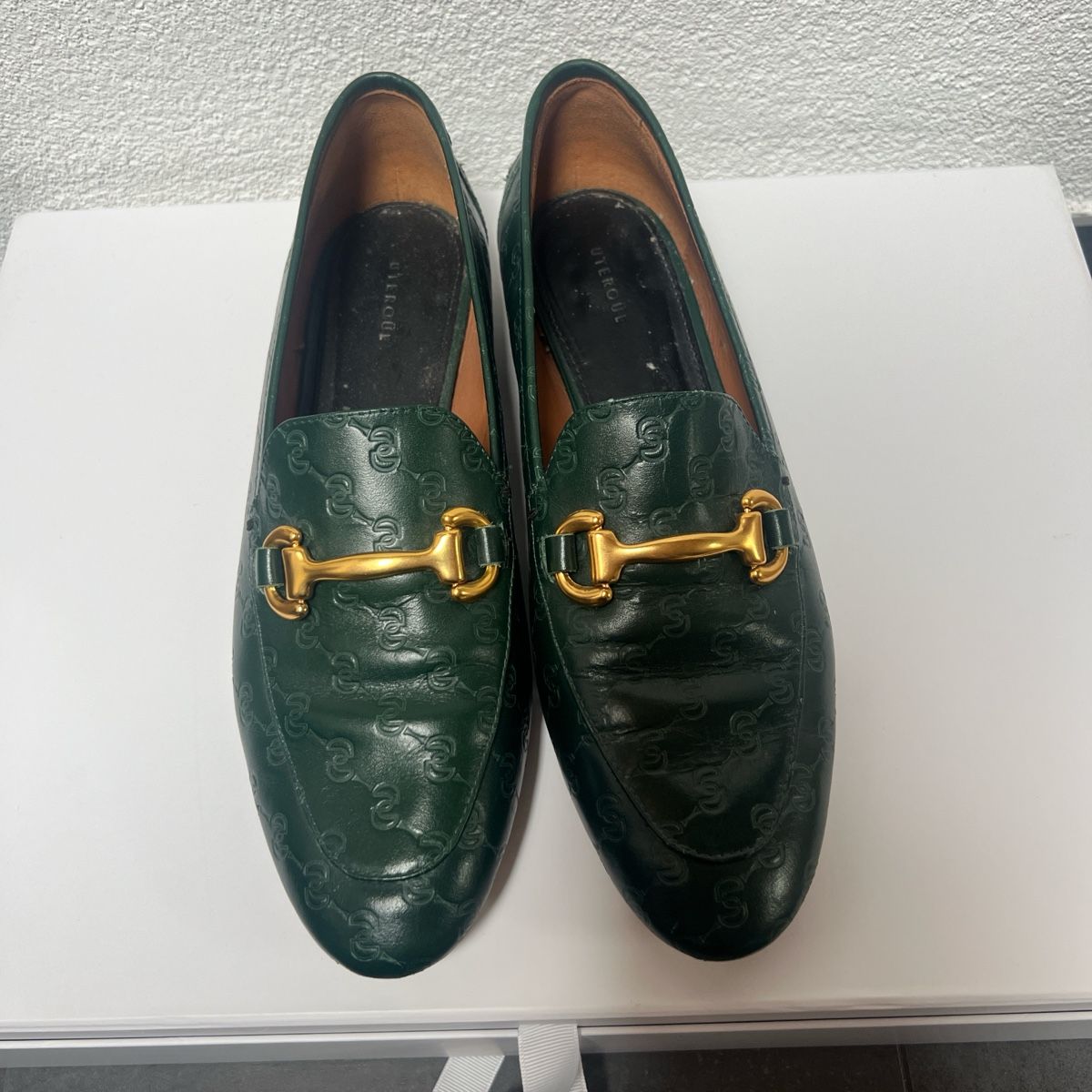 Uterqüe Green Leather Loafers - Size 38 - Stylish Now! (Gebraucht) in Allschwil für CHF 30 – mit ...