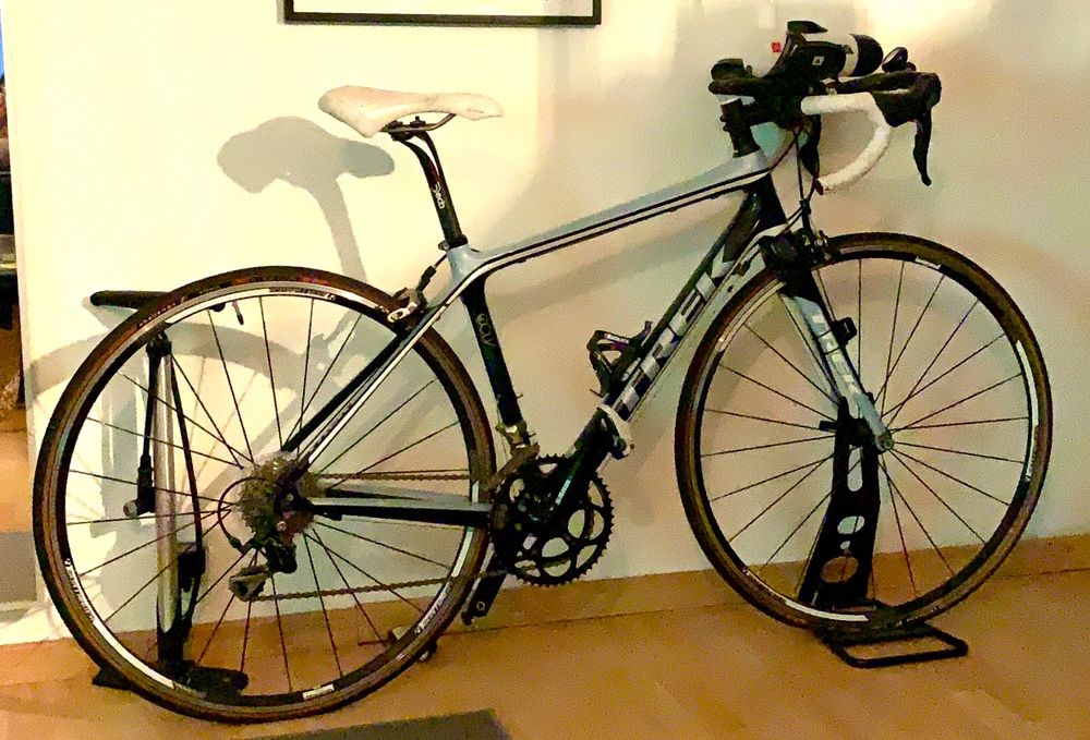 Trek Madone Women’s Roadbike - entry level carbon (Gebraucht) in Zürich ...