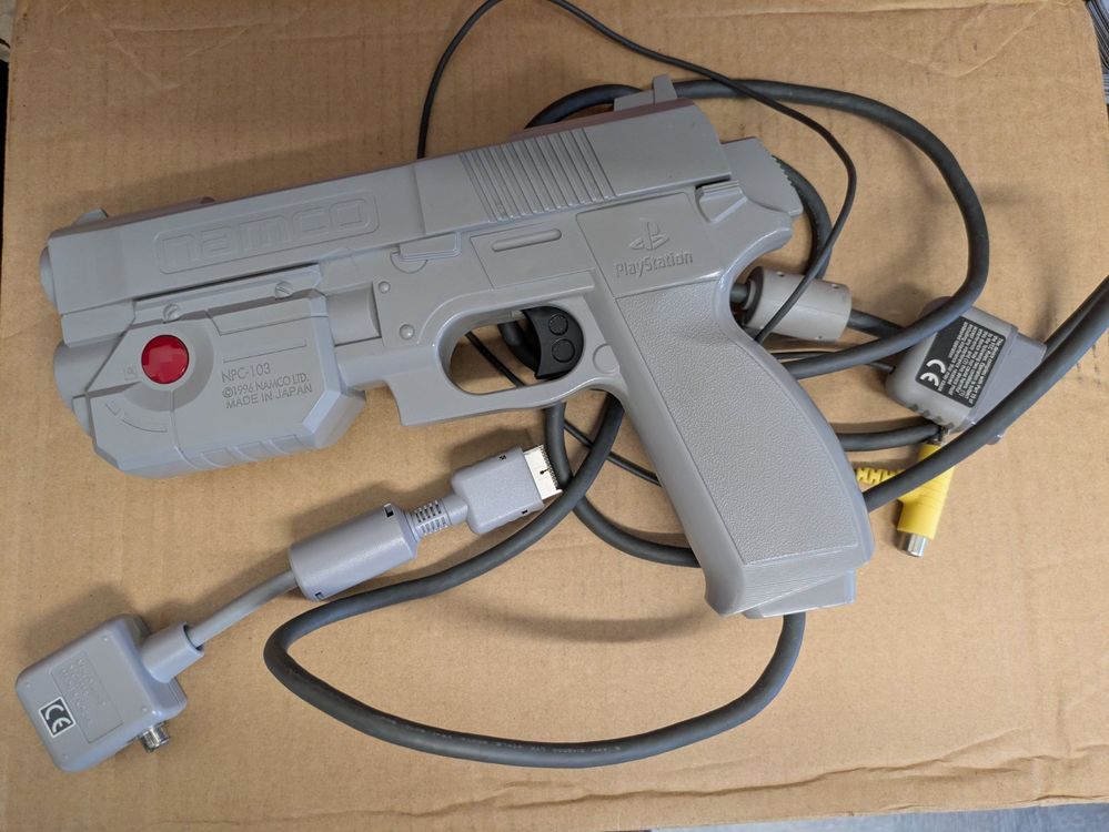 Namco G-Con 45 Light Gun Controller (Gebraucht) in Amriswil für CHF 17 ...
