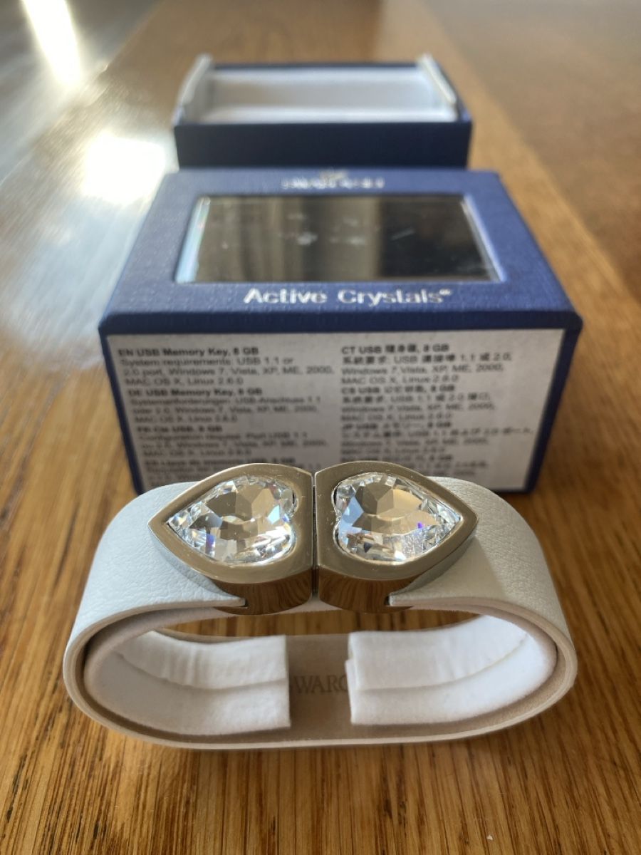 Swarovski USB Stick Armband OVP 🎄 Geschenk 8GB (Gebraucht) in Buchs SG ...