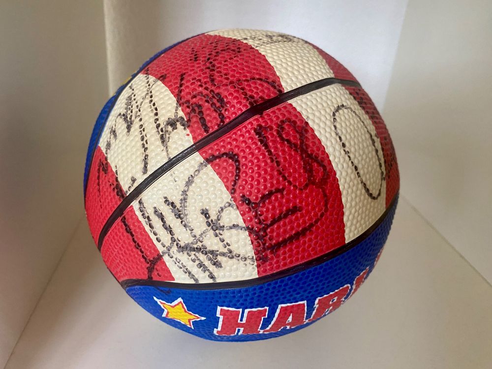 Handsignierter Basketball der Harlem Globetrotters | Kaufen auf Ricardo