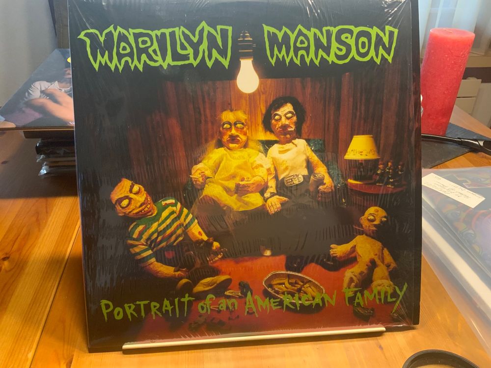 MARILYN MANSON COLOR DLP (Gebraucht) in Ermatingen für CHF 48 – mit ...