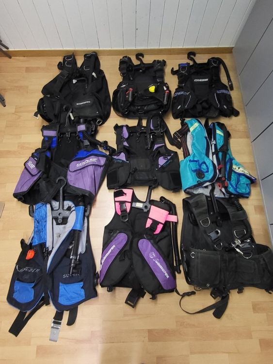 Tarierjackets BCD von verschieden Marken, 9 Stk. (Gebraucht) in Mörschwil für CHF 55 – mit ...