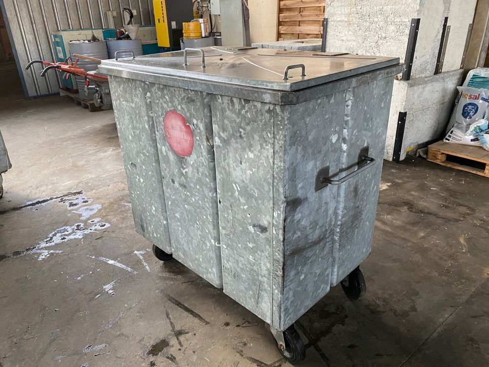 Container 800 Lt. (Gebraucht) in auenstein für CHF 51 – nur Abholung ...