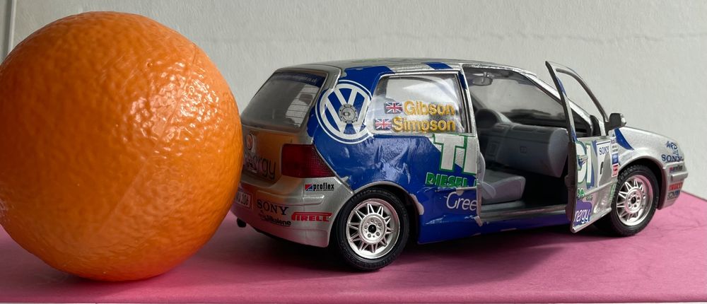 Modell Auto Kit Machete VW Golf 4 Rallye Burago 1/24 | Kaufen auf Ricardo