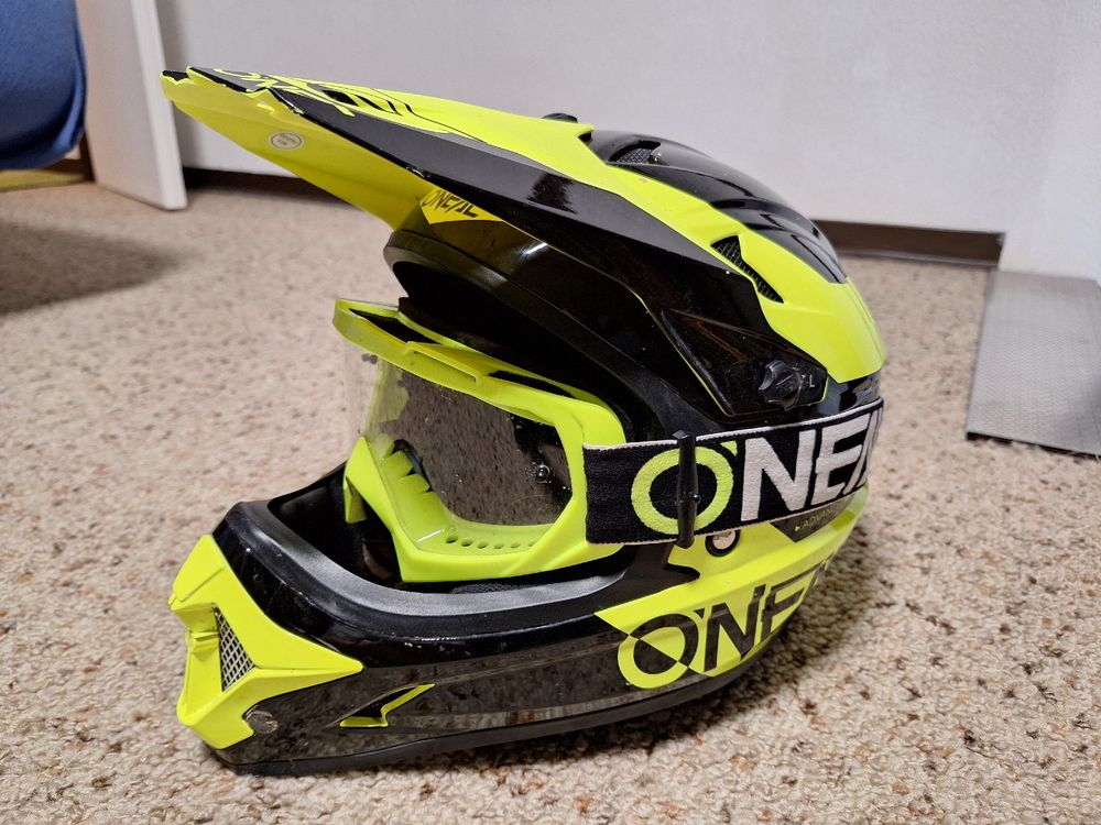 O'Neal Downhill-Helm (Gebraucht) in Niederglatt ZH für CHF 119 – mit Lieferung auf Ricardo kaufen