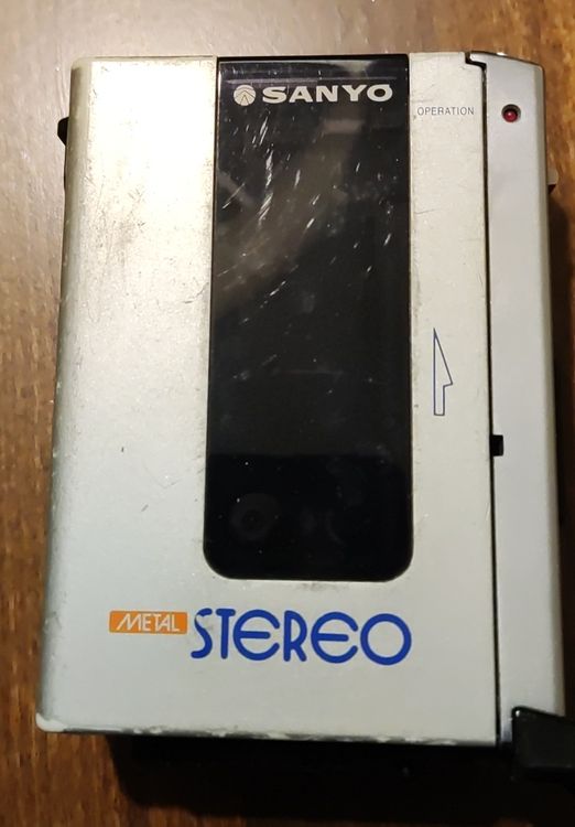 Walkman Sanyo Stereo Vintage non funzionante (Difettoso) a Maroggia per ...