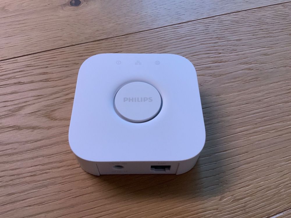 Philips Hue Bridge V2 | Kaufen auf Ricardo