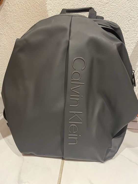 Calvin Klein Rucksack mit gepolstertem Rücken (Gebraucht) in Baden für ...