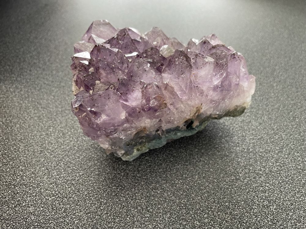 Amethyst TOP (Gebraucht) in Neukirch-Egnach für CHF 10 – mit Lieferung ...