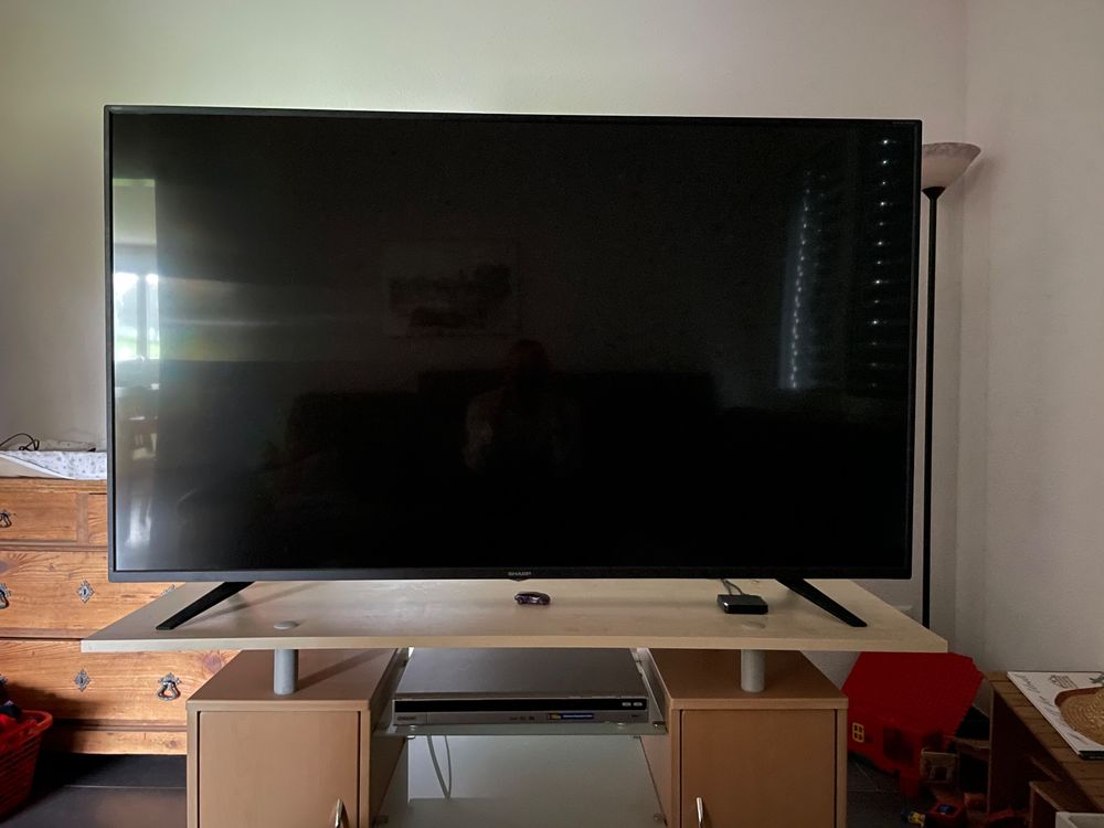 65" Sharp TV LC-65UI7352 4K Ultra HD Smart LED (Gebraucht) in Zürich ...
