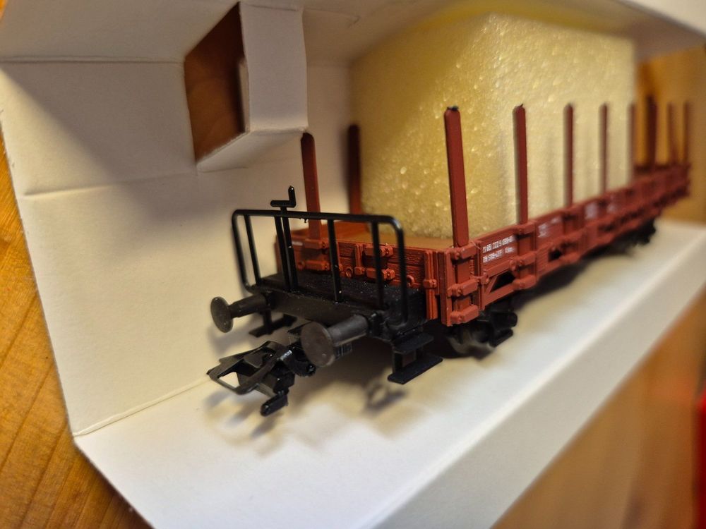 AKU Kbkm - Flachwagen mit Rungen - wagon plat à ranchers (D'occasion) à ...