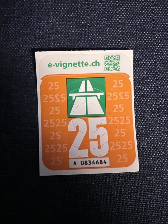 Autobahnvignette 2025 (Neu und originalverpackt) in Zollikofen für CHF 35 – mit Lieferung auf ...