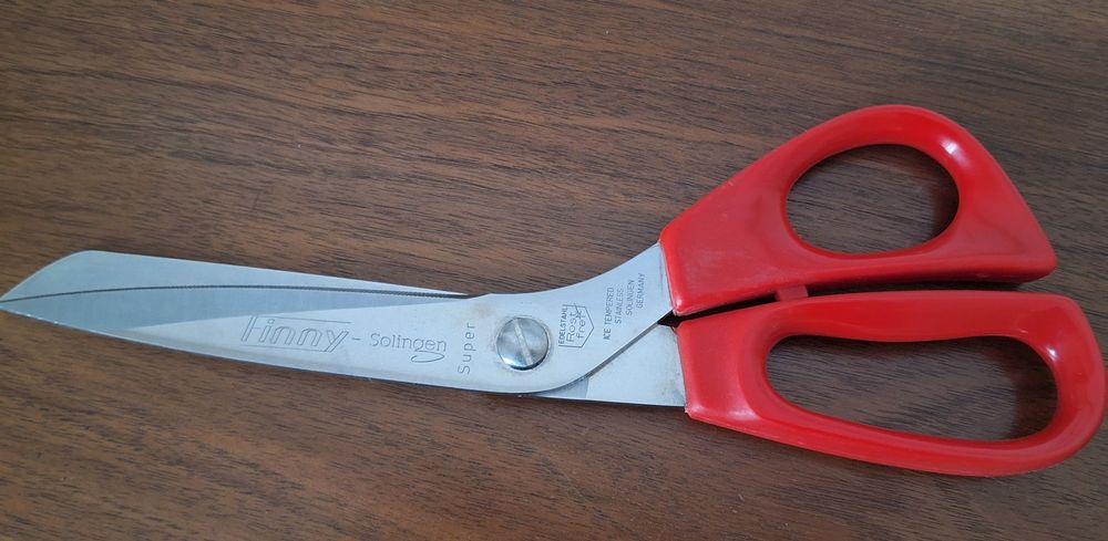 Sehr grosse Schere, Solingen, Finny Super (Gebraucht) in für CHF 6 ...