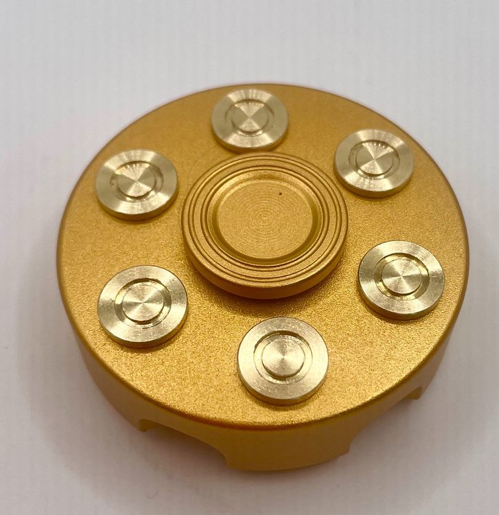 Fidget Spinner "Revolver", massiv Metall mit 6 "Kugeln" :) (Neu und ...