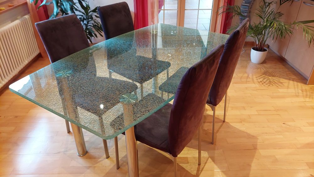 Glastisch Crash (Gebraucht) in Niederlenz für CHF 300 – nur Abholung ...