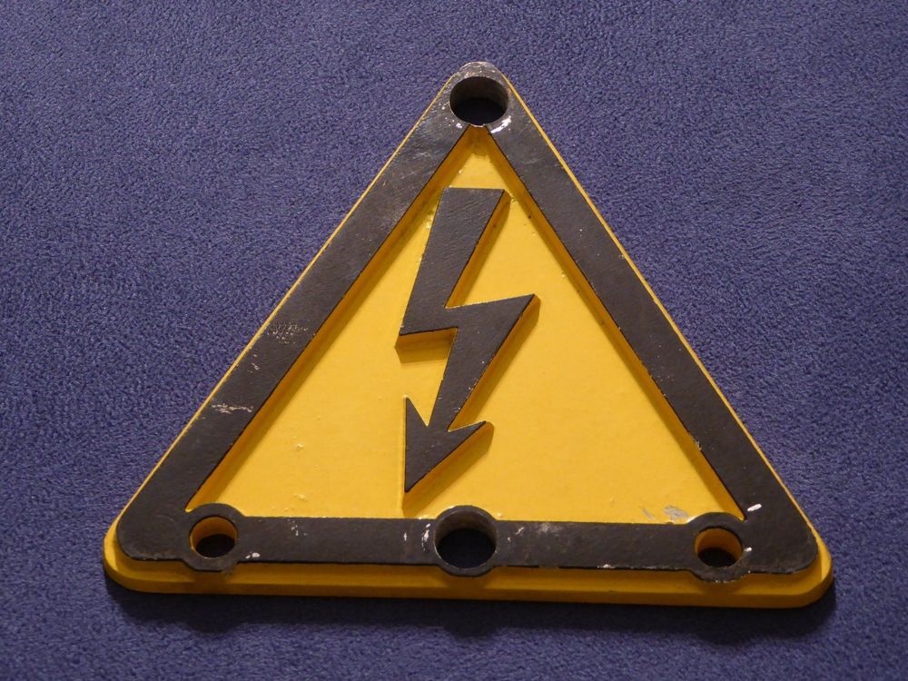 SBB Starkstromtafel original Alu Schild (Gebraucht) in für CHF 5 – mit ...