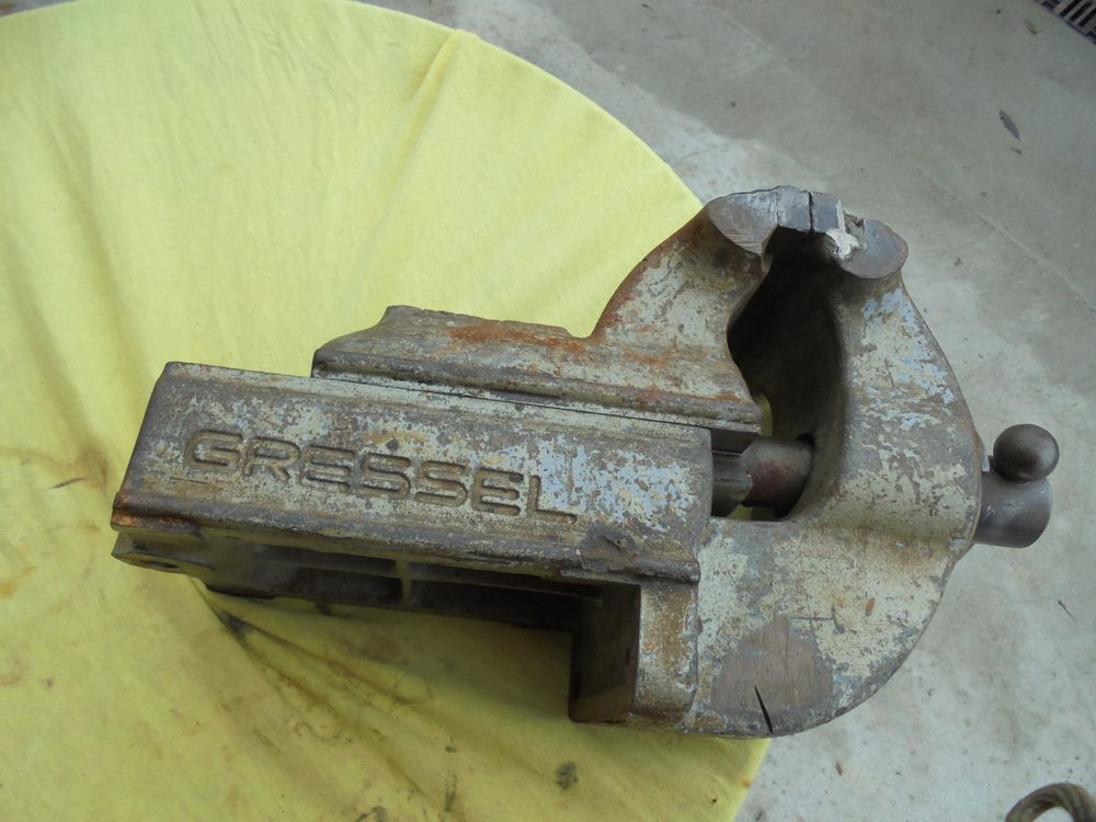 Gressel Schraubstock PS 125 (Defekt) in Eschenbach SG für CHF 50 – nur ...