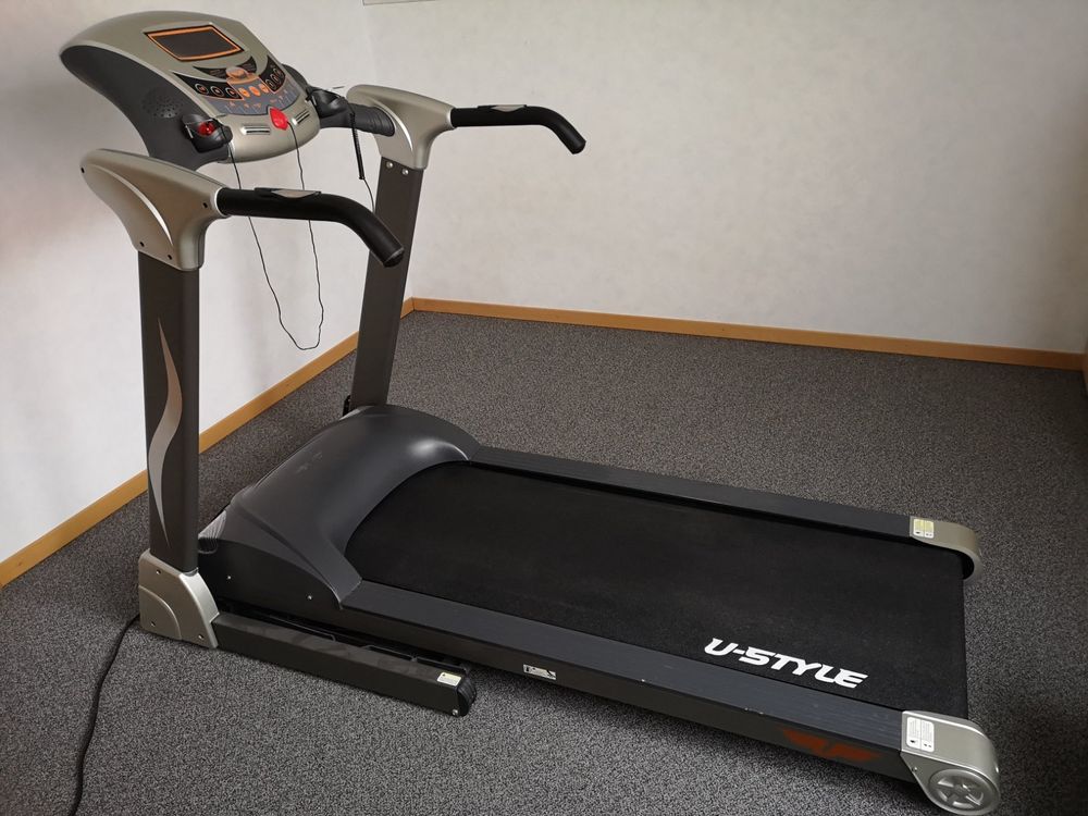Laufband USTYLE (Miracle V160) (Gebraucht) in Bernhardzell für CHF 155 – nur Abholung auf ...