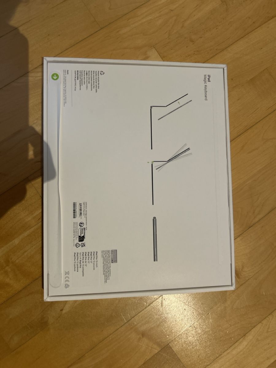 Apple Magic Keyboard for iPad Pro 13" - Like New! (Neu und ...