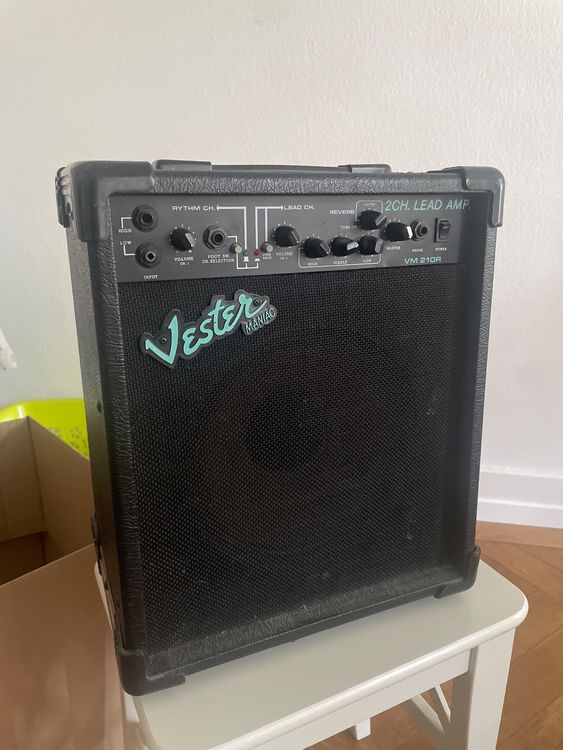 Vester maniac Bass, Verstärker (Gebraucht) in Bern für CHF 11 – nur ...
