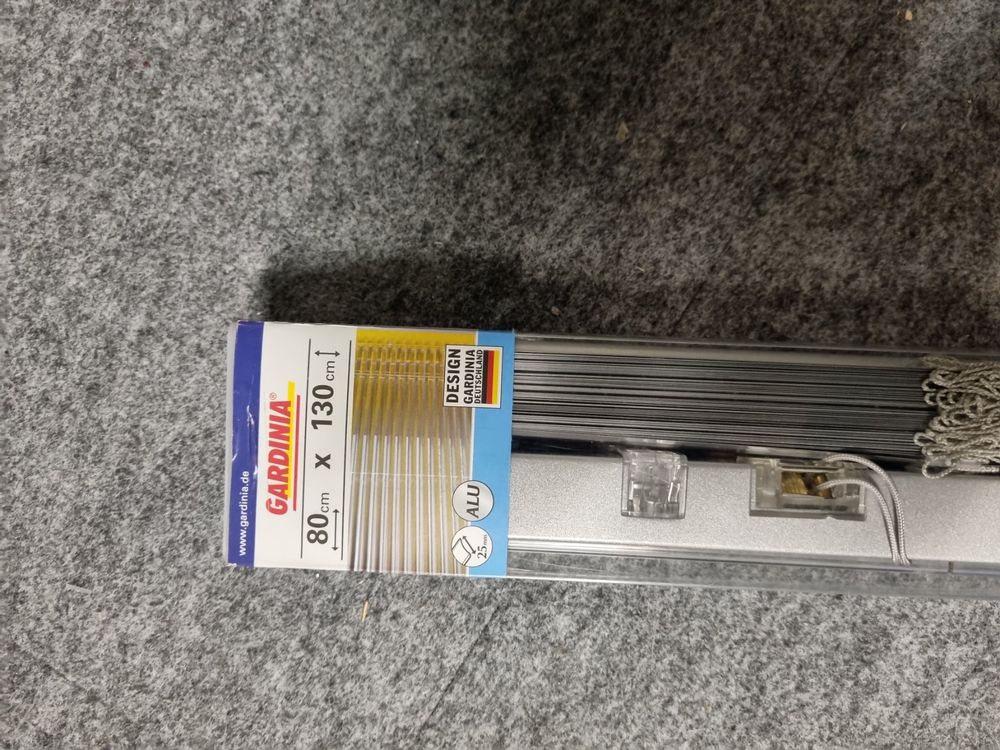 Gardina Rollo Storen silbergrau 80x130 (Neu und originalverpackt) in Sutz für CHF 18 – mit ...