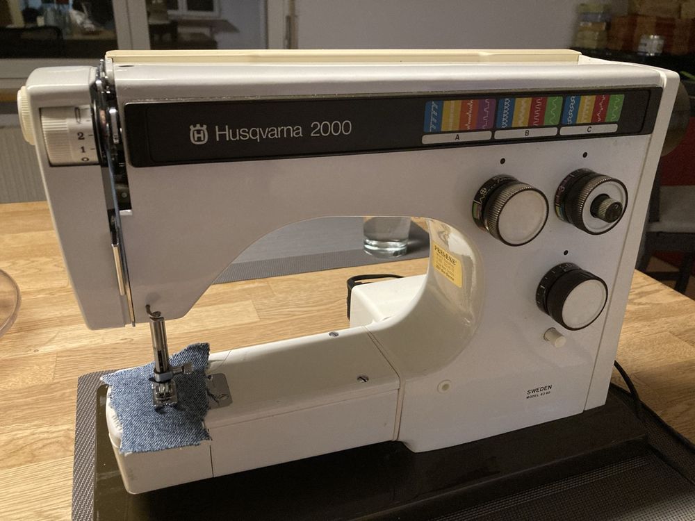 Super machine à coudre Husqvarna 2000 Modell 6360 (Gebraucht) in ...