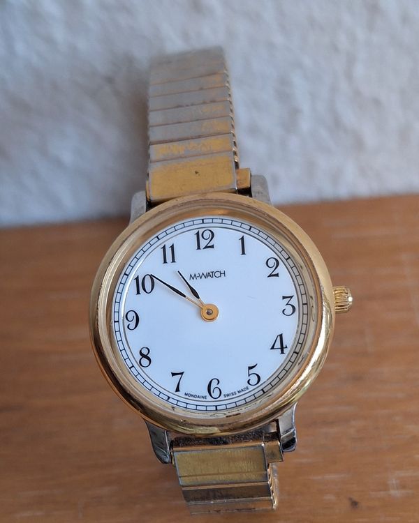 Elegante M-Watch Damenuhr Swiss Made. (Gebraucht) in Mönchaltorf für ...