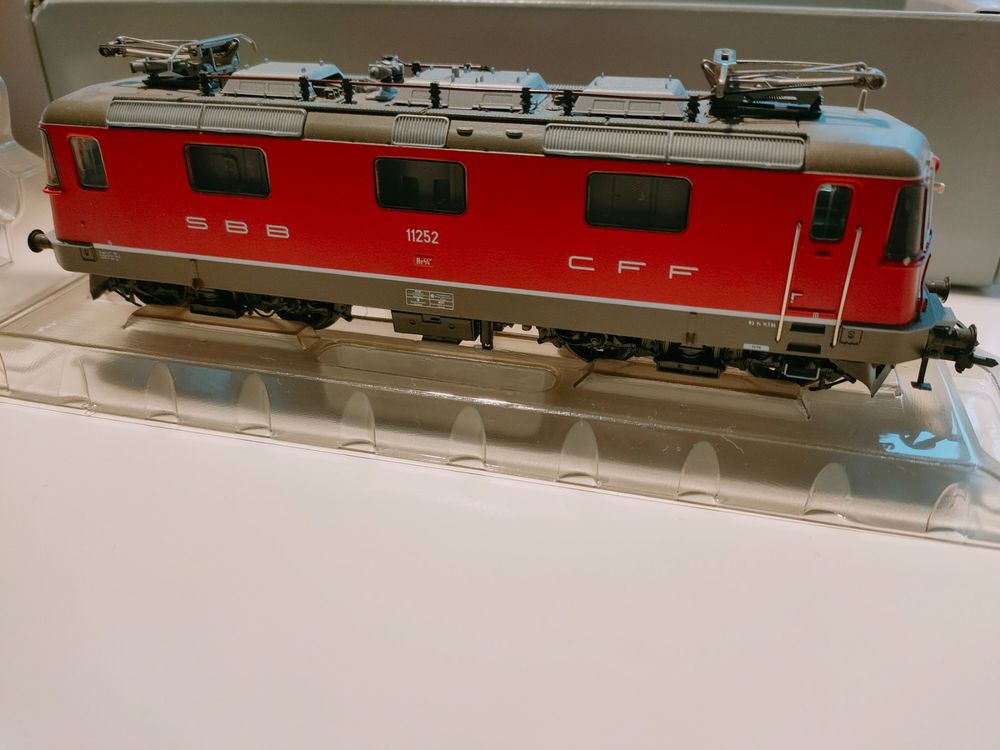 Märklin 37344 Re 4/4 II SBB Rot Digital (Gebraucht) in Wiler b ...