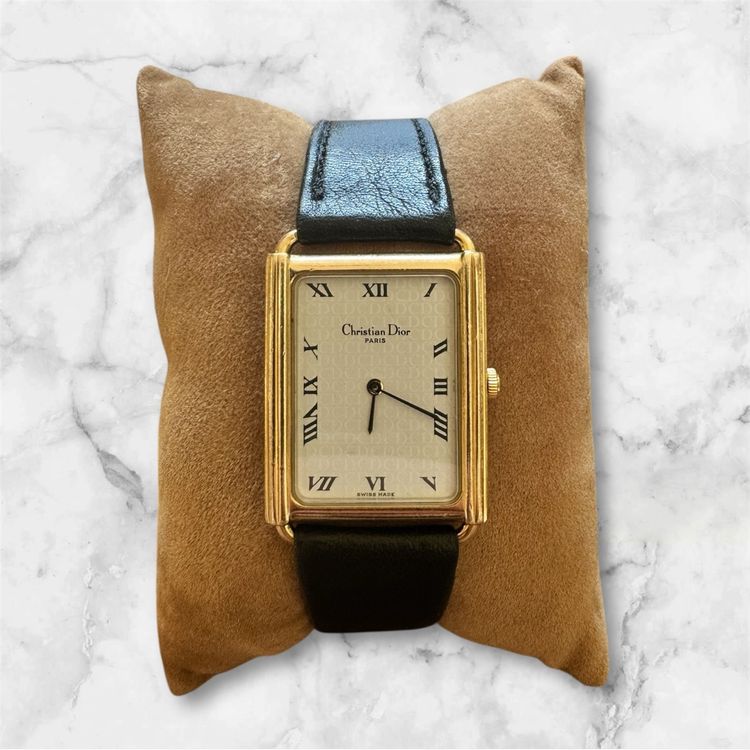 Dior 1980’s CD Logo Dial Tank Watch (Gebraucht) in Plan-Les-Ouates für ...