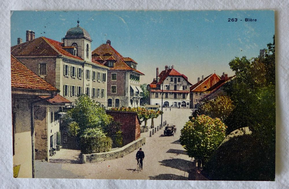 AK BIÈRE VD, Dorfpartie, Oldtimer, belebt, koloriert (Gebraucht) in Wallisellen für CHF 7 – mit ...