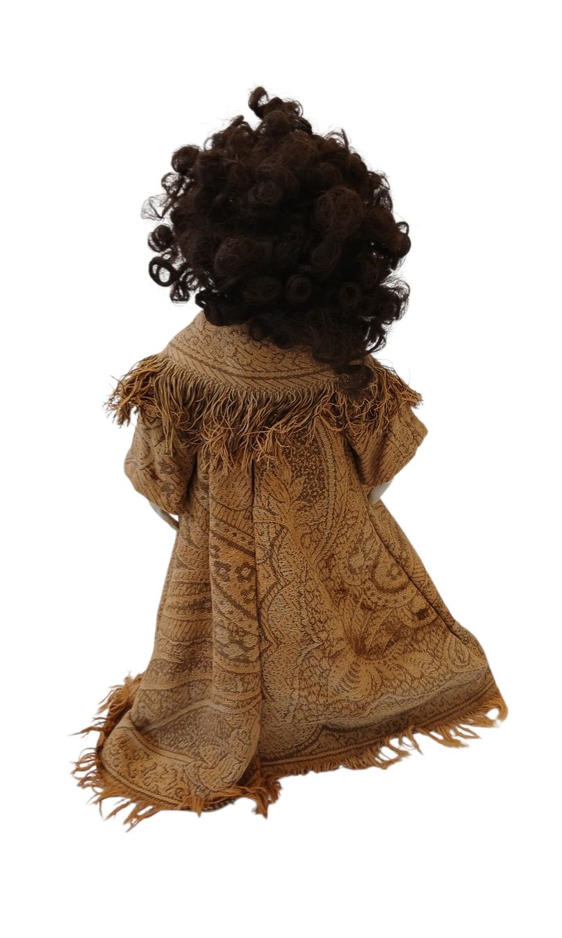 Schönes Puppenset 2 Stk. mit beigen Kleidern ab CHF 150.- (Gebraucht ...