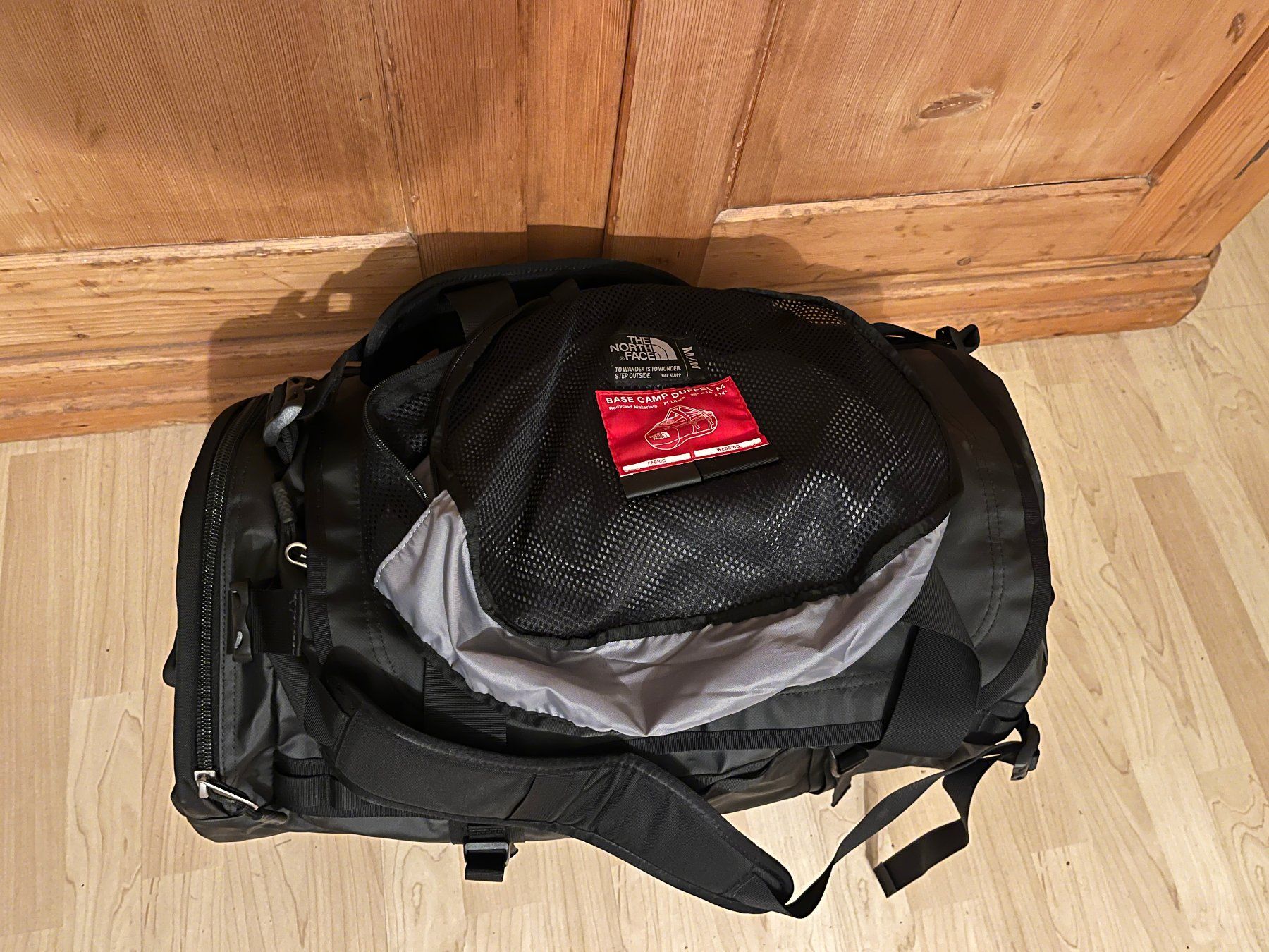 The North Face Base Camp Duffel Reisetasche Grösse M (Gebraucht) in St ...