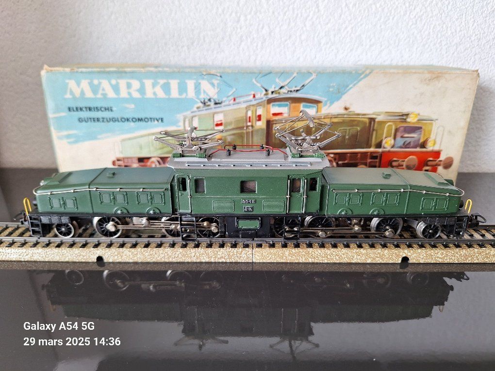 Locomotive C6/8 III "Crocodile CFF "Märklin HO 3015 avec BO (D'occasion ...