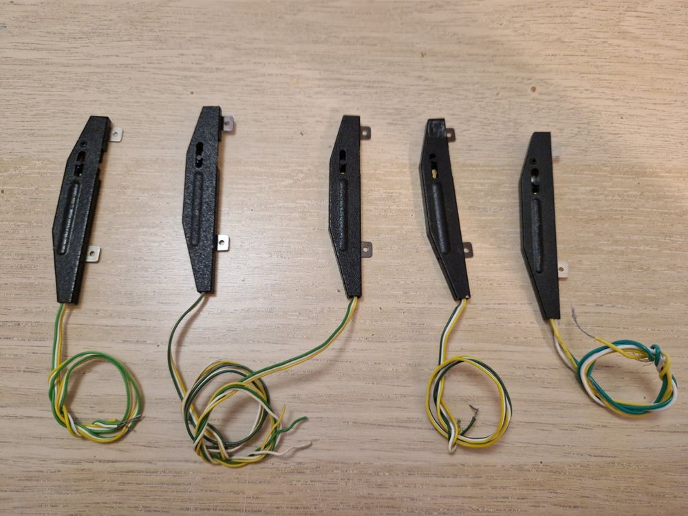 Minitrix 5 x 14935 weichenantrieb L (Gebraucht) in St-Aubin-Sauges für ...