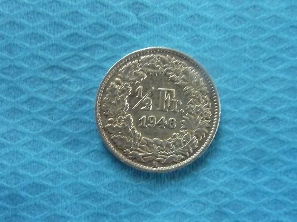 Silber 1/2 Franken 1948 vorzüglich. (Neu (gemäss Beschreibung)) in Seon für CHF 1.8 – nur ...