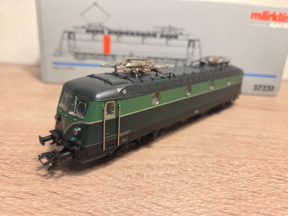 Märklin 37231 E-Lok Serie 122 SNCB Digital H0 (D'occasion) à St-Aubin ...
