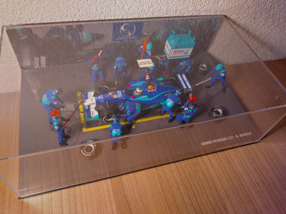 Sauber Petronas C21 Pit Stop , Minichamps , 1/43 | Kaufen auf Ricardo