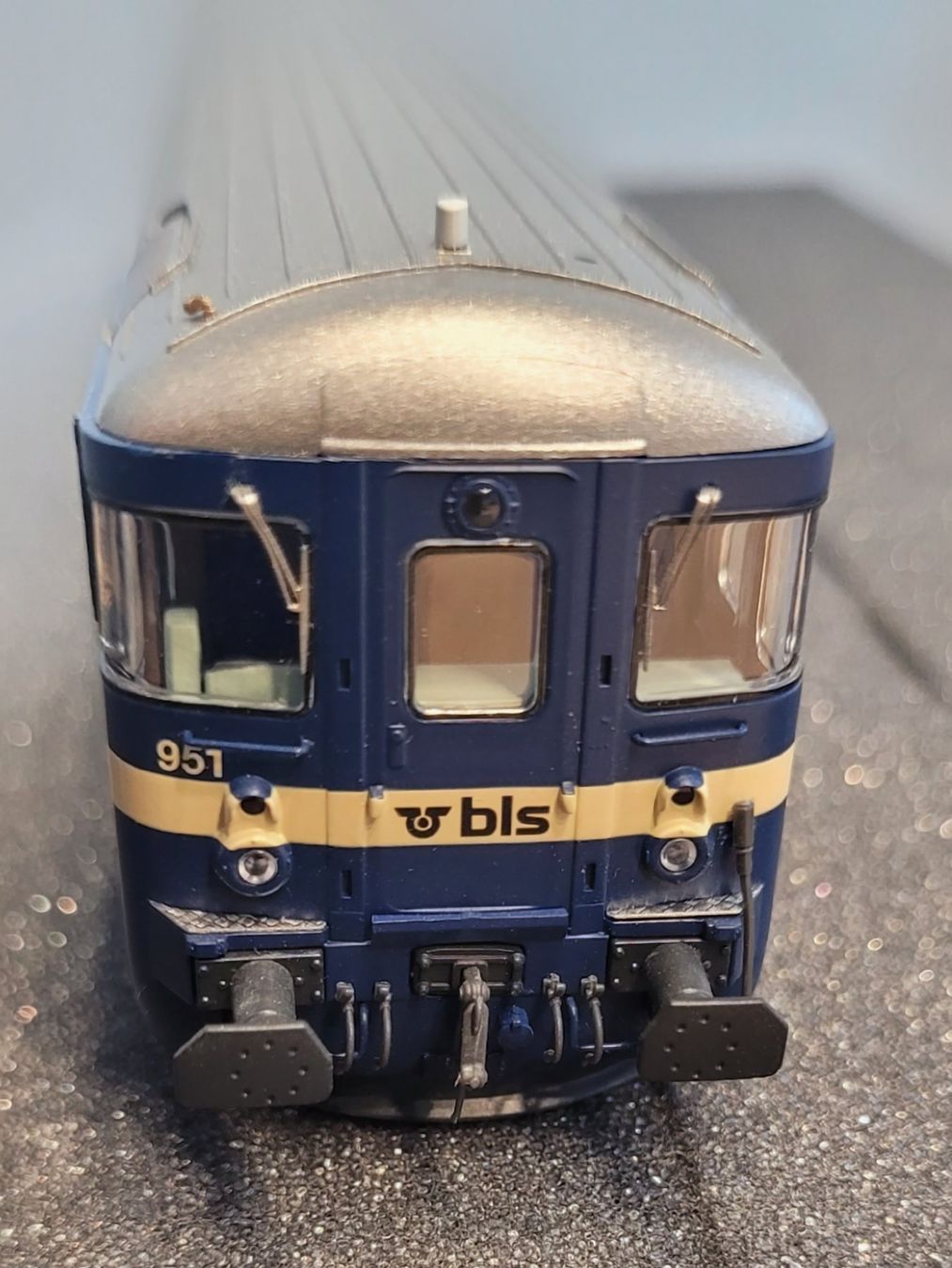 ESU 36650 BLS Steuerwagen Bt 951 Omega-Logo (Neu (gemäss Beschreibung ...