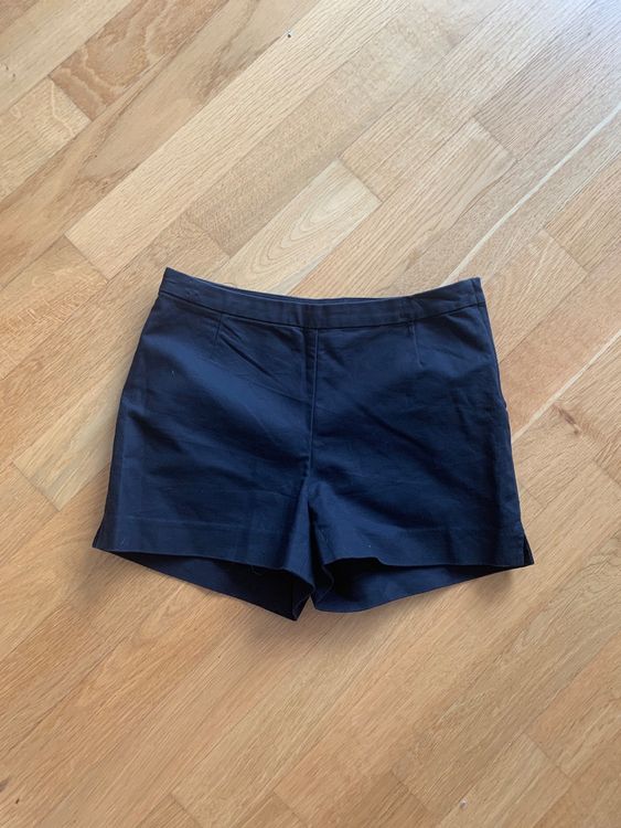 süsse Shorts (Gebraucht) in Oftringen für CHF 1 – mit Lieferung auf Ricardo kaufen