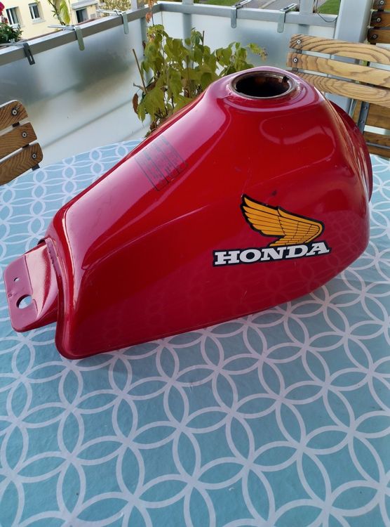 Honda XL250 R Tank (Gebraucht) in Zürich für CHF 19 – nur Abholung auf ...