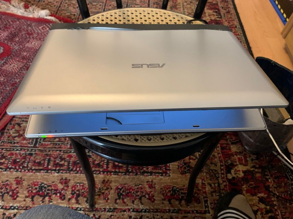 ASUS A9J 160 GB Festplatte, 2GB RAM, AKKU mit Netzteil. (Defekt) in ...
