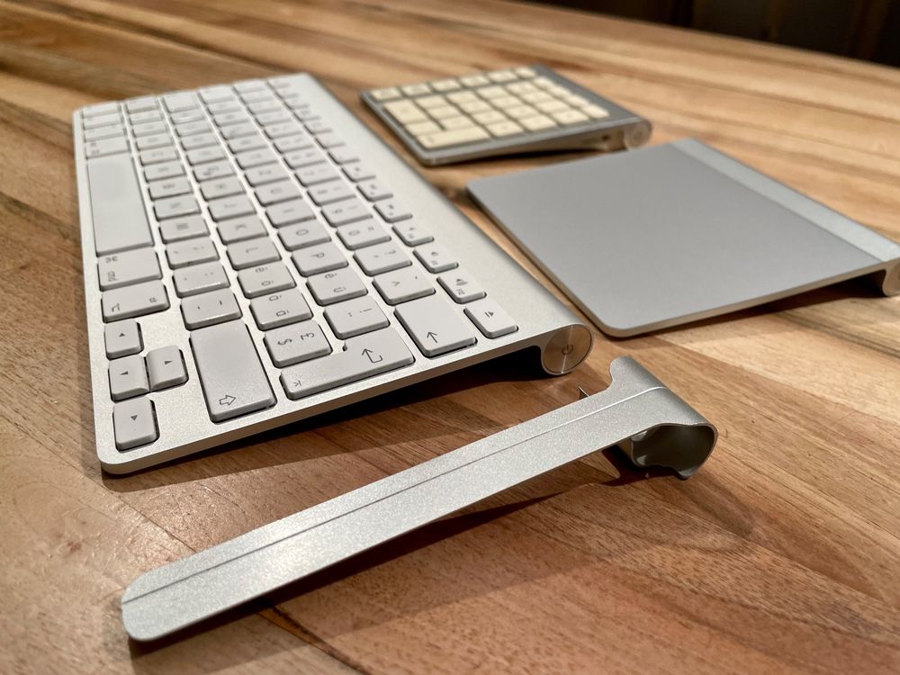 Apple Bluetooth Keyboard, Trackpad & LMP Number-Board | Kaufen auf Ricardo