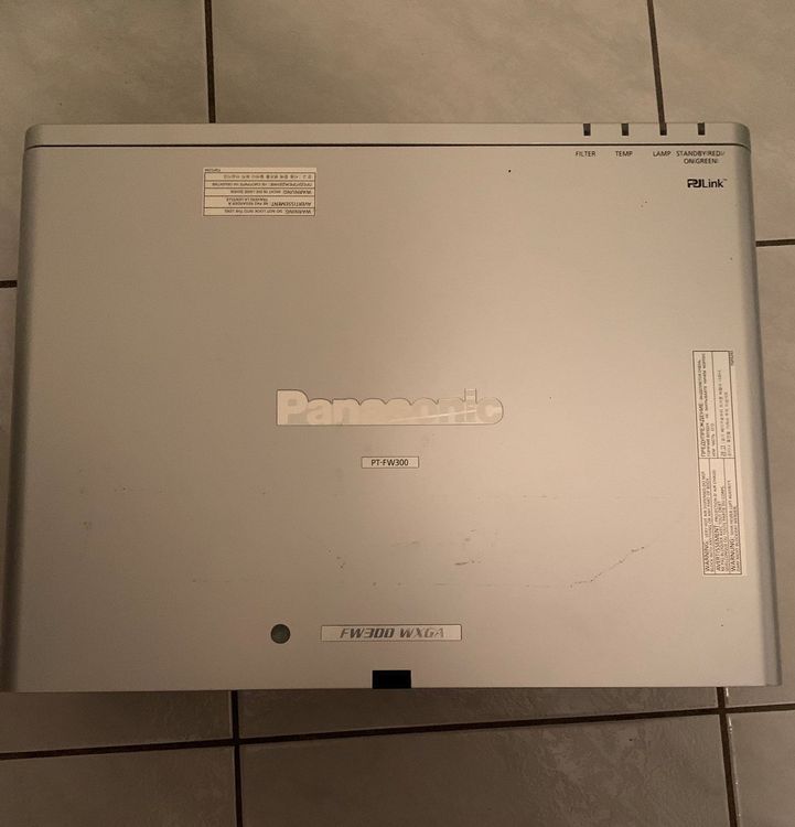 Panasonic PT-FW 300 Beamer (Gebraucht) in Kottwil für CHF 17 – mit ...