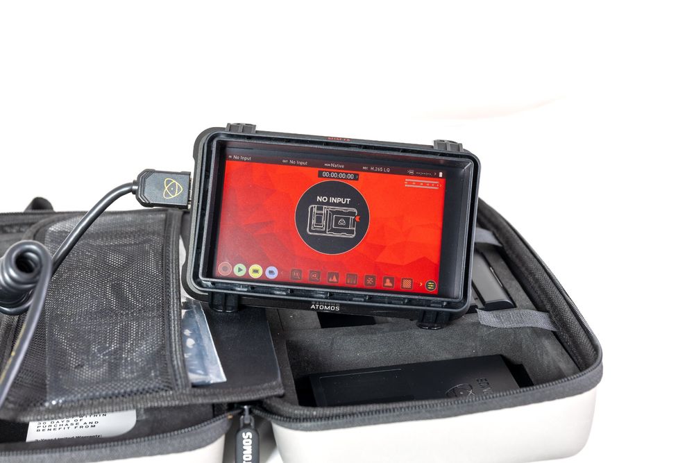 Atomos Ninja V; SSD/HDD 4K Field Recorder mit viel Zubehör (Gebraucht ...