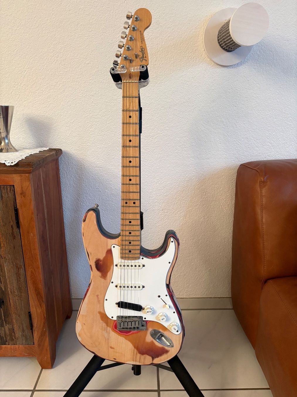 Defekte Fender Strat ca 36 Jahre alt aus erster Hand (Defekt) in ...